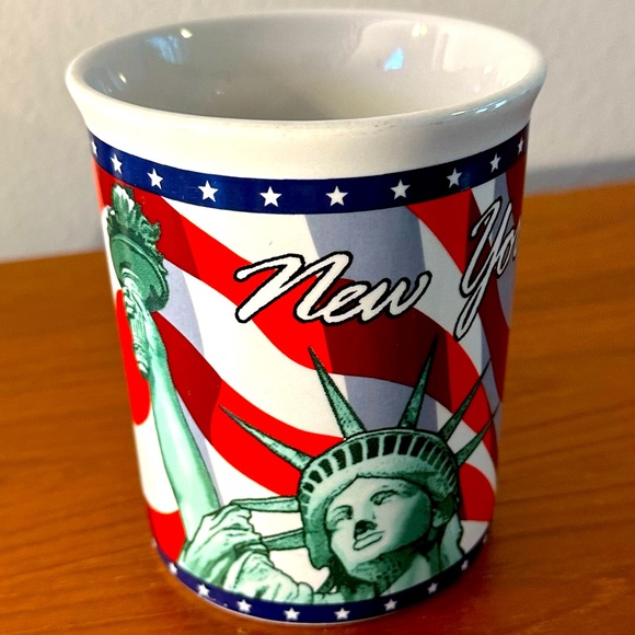 SCI NY | Dining | New York City Statue Of Liberty Mug 8oz | Poshmark
